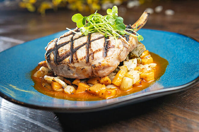 Season&rsquo;s At Highland Lake