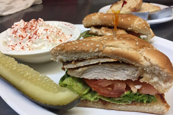 That Apple Pan (Also Known As SueAnn's Apple Pan Restaurant)