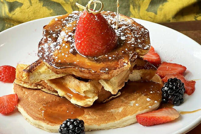 Another Broken Egg Cafe