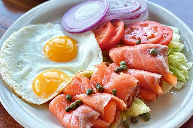 Bill's Cafe on the Alameda