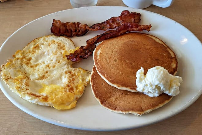 Coco's Bakery Restaurant