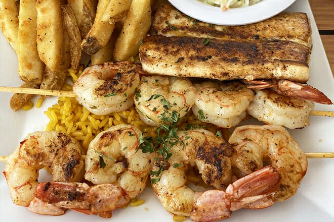 Crabby&rsquo;s Beachwalk Bar & Grill