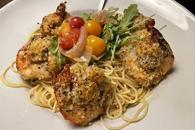 Frankie Bones Restaurant & Lounge