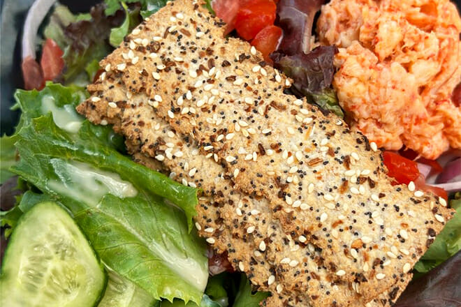 Island Gypsy Cafe and Marina Bar