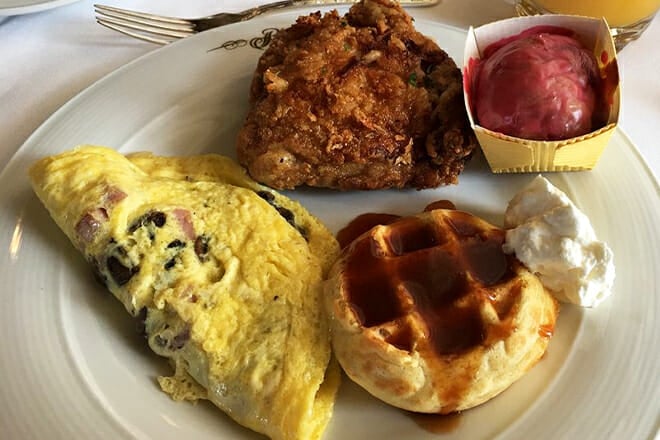 lake terrace dining room