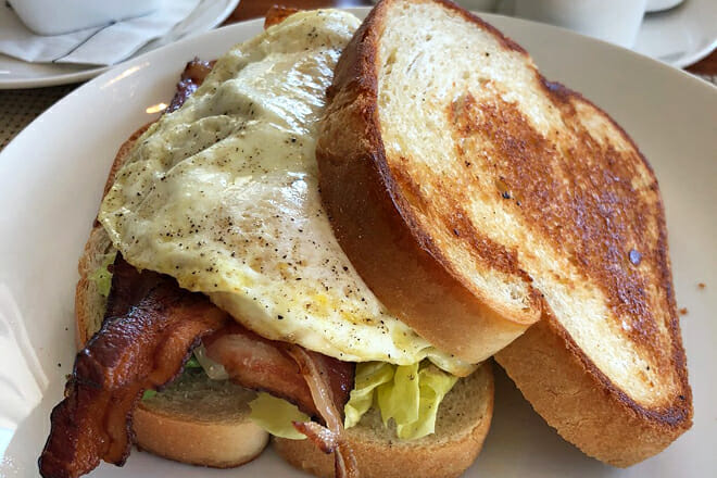 Links, an American Grill