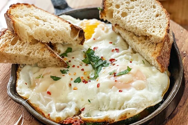 Milk and Honey Caf&eacute;