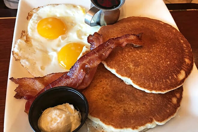 Minervas Restaurant & Bar