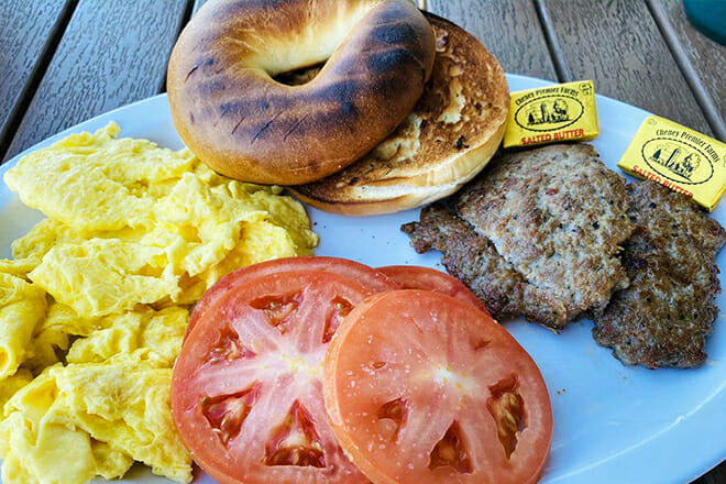 Skinny Dogz Brunchery