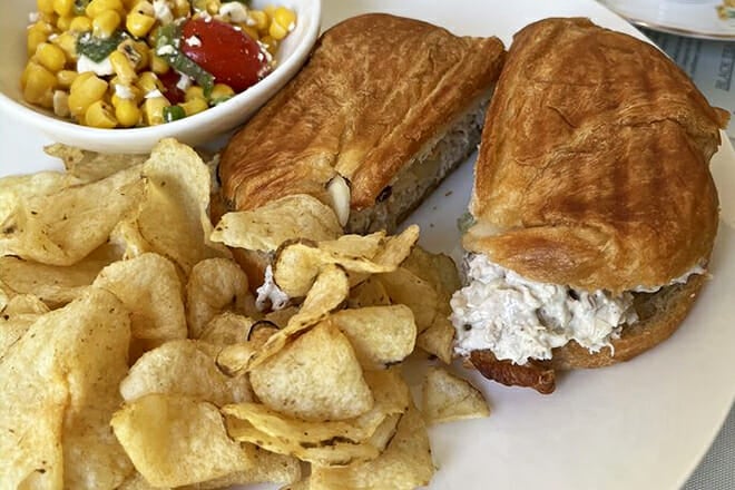 Wisteria Tea Room & Cafe