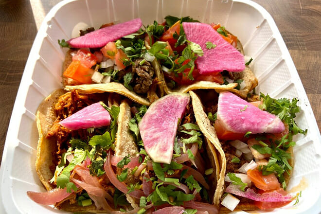 Caf&eacute; Coraz&oacute;n - Riverwest