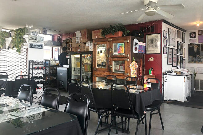 Caf&eacute; Rue Orleans