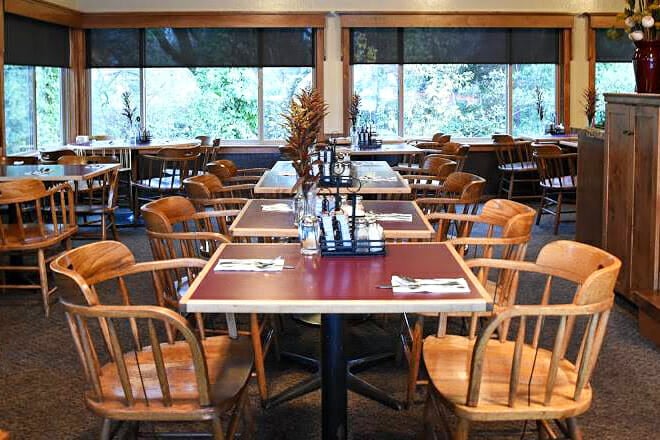 Hank&rsquo;s Creekside Restaurant