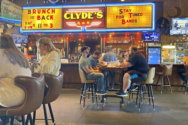 HiFi Clyde's Chattanooga