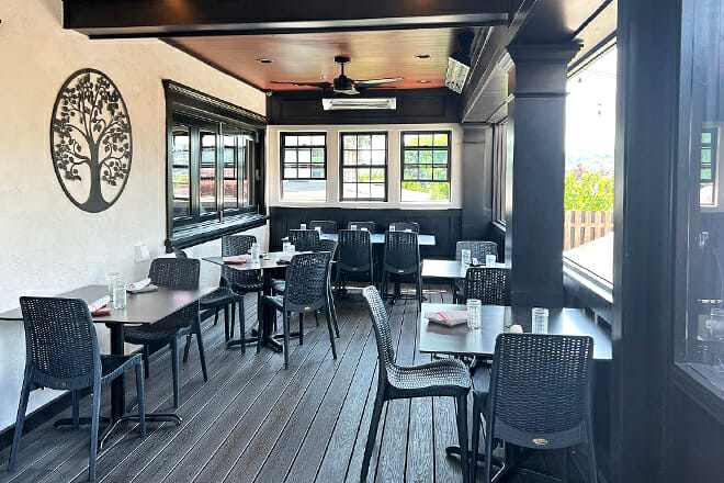 Jasper&rsquo;s Backyard