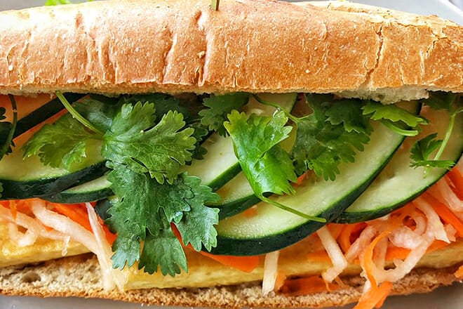 Lake and Bryant Cafe