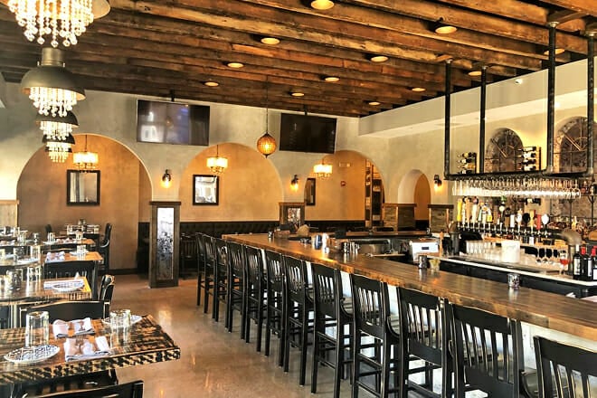 Mad Chef Kitchen & Bar