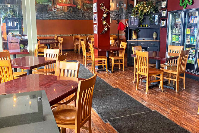 Magnolia's Deli & Cafe