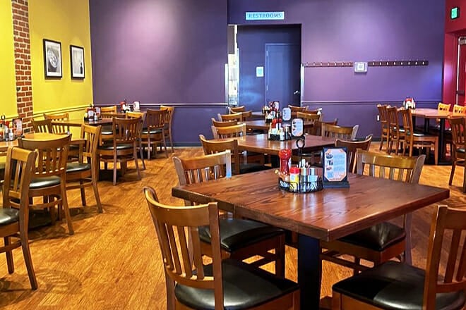 Miss Shirley's Cafe, Roland Park