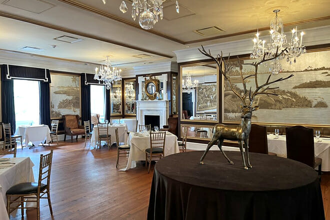 Olde Pink House Restaurant