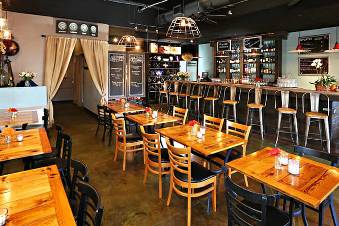 Plates Neighborhood Kitchen