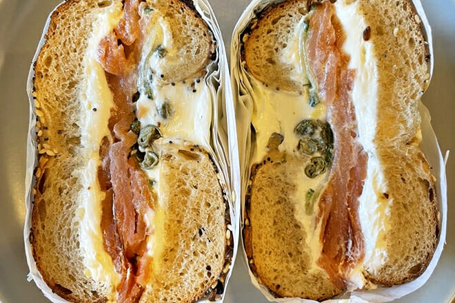 rachels bagels burritos