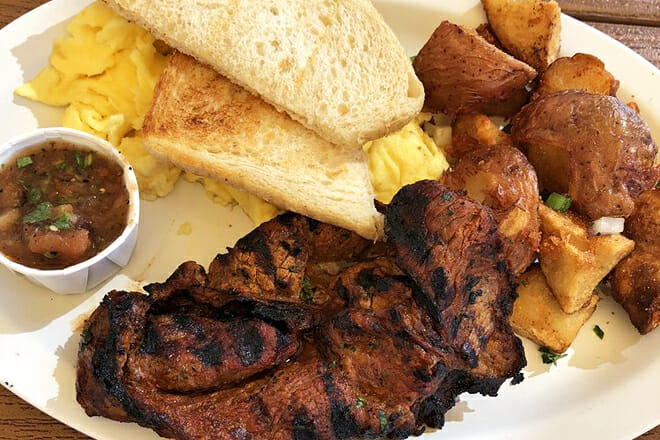 Shoreline Caf&eacute;