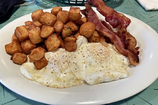 State Farmers Market Restaurant