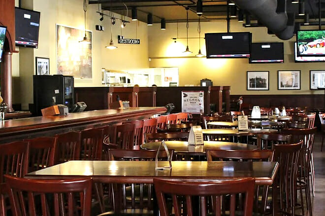 The Hill Bar & Grill