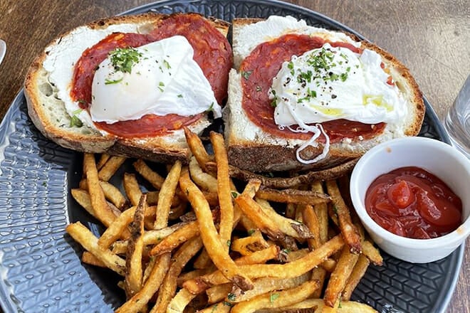 Vesta Trattoria & Wine Bar