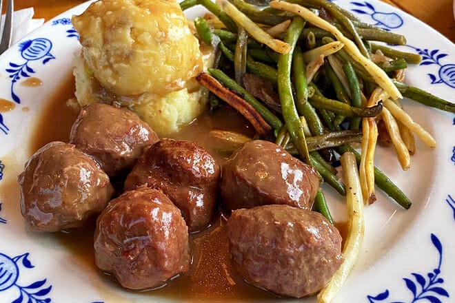 Al Johnson&rsquo;s Swedish Restaurant & Butik