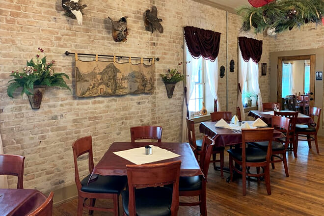 Alpine Haus Restaurant