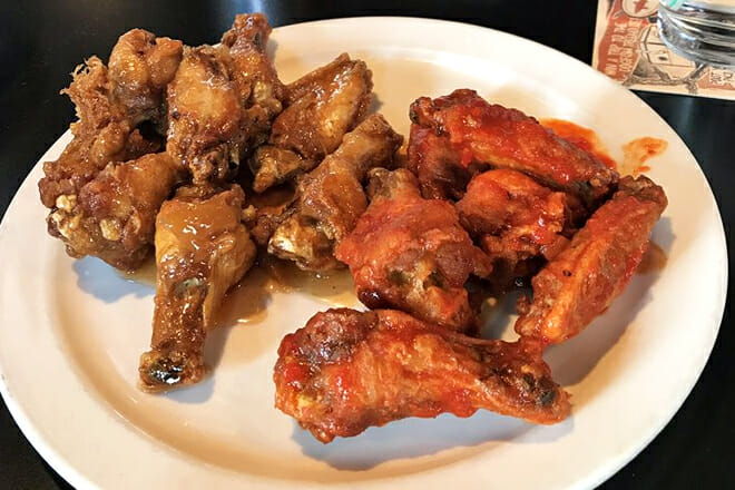 American Bar & Grill