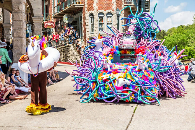 ArtRageous Parade