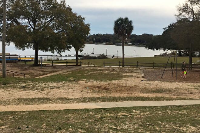 Bayview Park Dog Beach