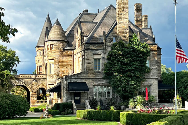 Buhl Mansion Guesthouse & Spa