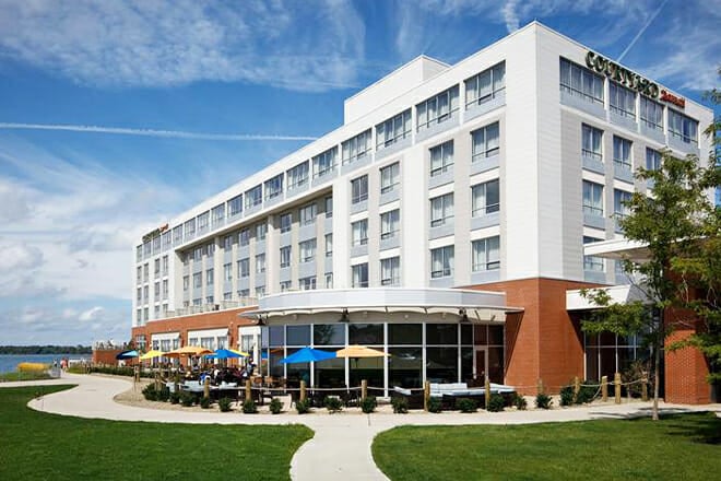 Courtyard by Marriott Erie Bayfront