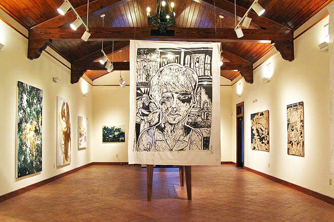 Crisp-Ellert Art Museum