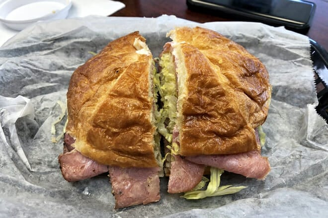 Divicious Deli & Coffee Shop