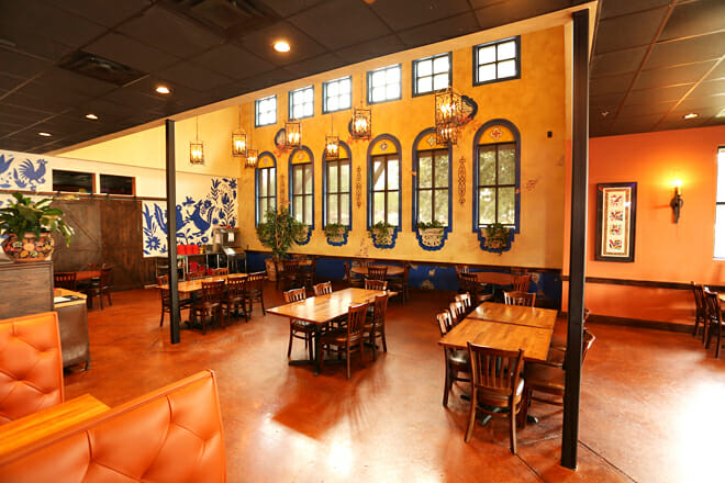 Dos Rios Mexican Bar & Grill