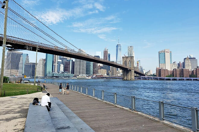 Empire Fulton Ferry State Park