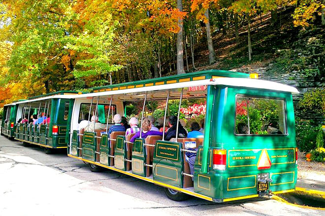 Eureka Springs Tram Tours