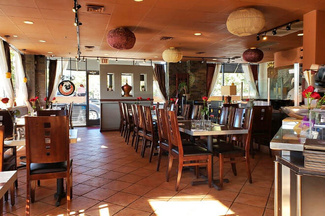 Frodo Joe's Petit Caf&eacute;