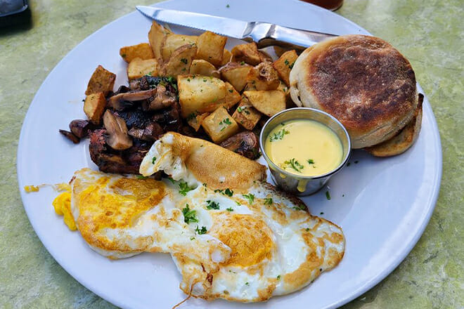 Jackson Street Tavern