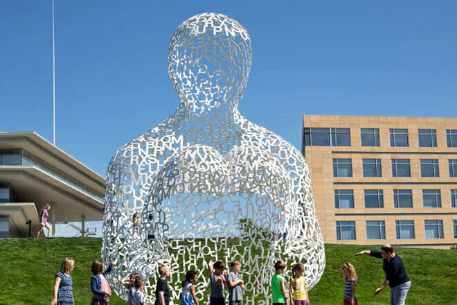 John & Mary Pappajohn Sculpture Park