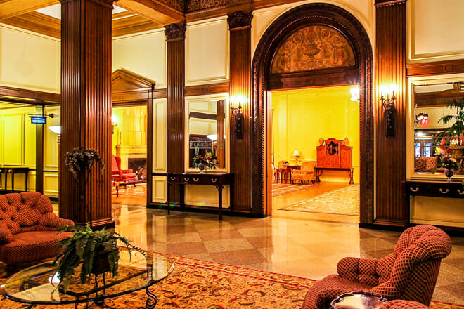 Marcus Whitman Hotel