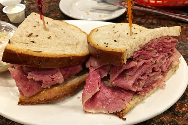 Max's Deli & Restaurant