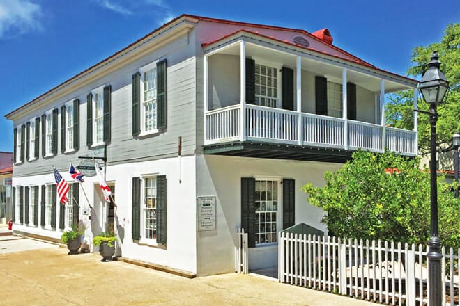 Pe&ntilde;a-Peck House Museum