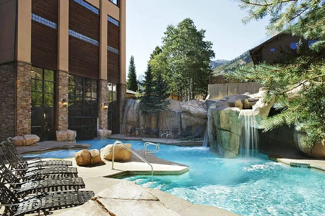 Snake River Lodge and Spa