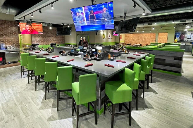 The Toasted Yolk Caf&eacute;